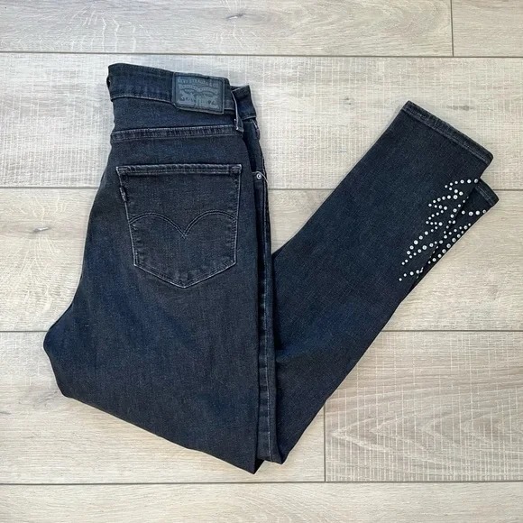 Best in Jeans Posh Party on Poshmark